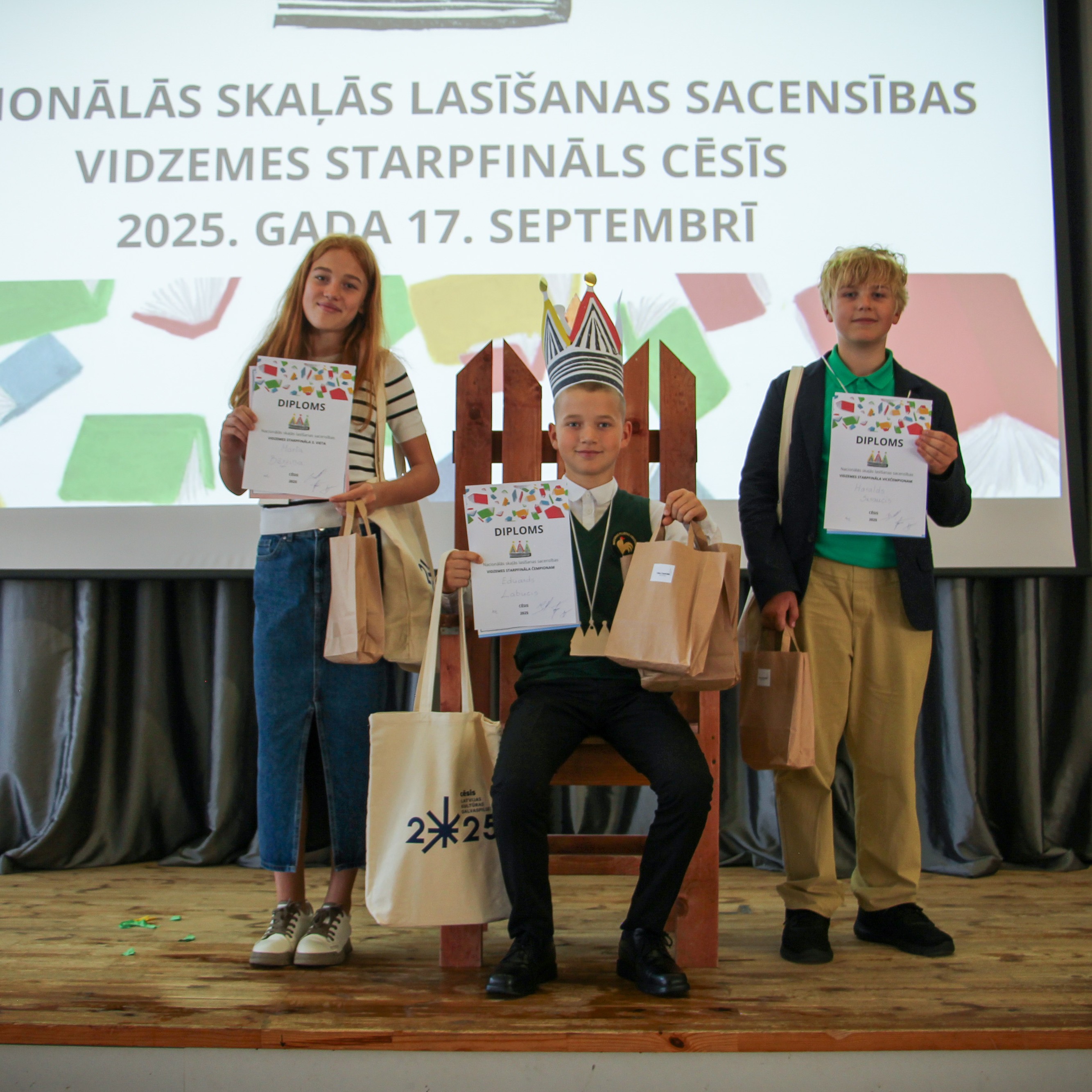 Cēsu Centrālā Bibliotēka - Cēsīs aizritējis aizraujošs Nacionālās ...